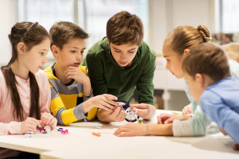 20 Awesome Team Building Activities for Kids